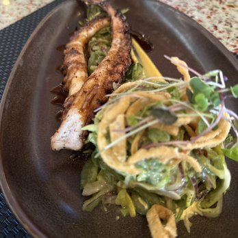 HAVEN RIVERFRONT RESTAURANT AND BAR - New American Restaurant - 2 Main ...