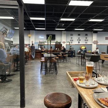 RAIL HOP’N BREWING - Updated October 2025 - 99 Photos & 81 Reviews ...