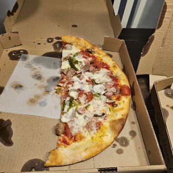 AVENT FERRY PIZZA - Updated September 2025 - 19 Photos & 40 Reviews ...