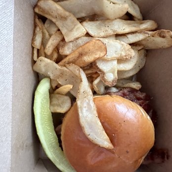 THE BANSHEE IRISH PUB - Updated August 2024 - 66 Photos & 48 Reviews ...