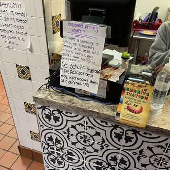 BURRITO STATION - Updated January 2026 - 24 Photos & 82 Reviews - 211 S ...