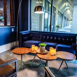 VELE - Updated December 2025 - 203 Photos & 175 Reviews - 3241 W Iles ...