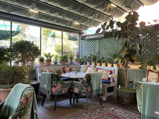 THE IVY MARLOW GARDEN - Updated May 2025 - 25 Photos - 66 - 68 High ...