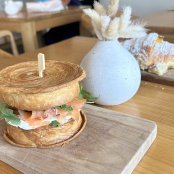 MOMONA BAKERY AND COFFEE SHOP - Updated July 2024 - 419 Photos & 181 ...