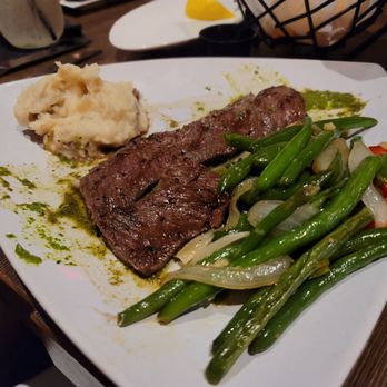 FLAMESTONE AMERICAN GRILL - Updated November 2024 - 700 Photos & 706 ...