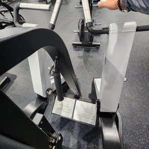 PLANET FITNESS - Updated May 2025 - 19 Photos - 7900 NW 27th Ave, Miami ...