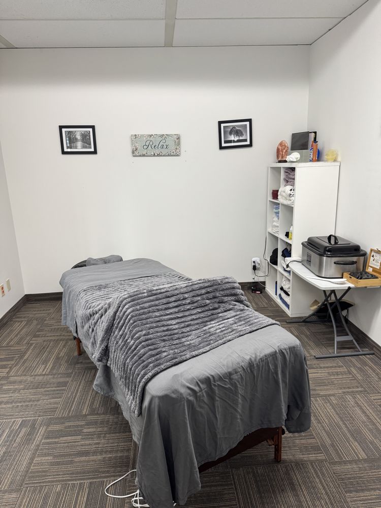 JUST RELAX MASSAGE - Updated January 2026 - 13 Photos - 245-777 8 ...