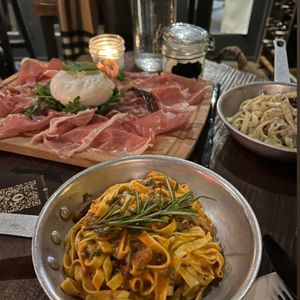 MAESTRO PASTA - 112 Photos & 69 Reviews - 102 MacDougal St, New York ...