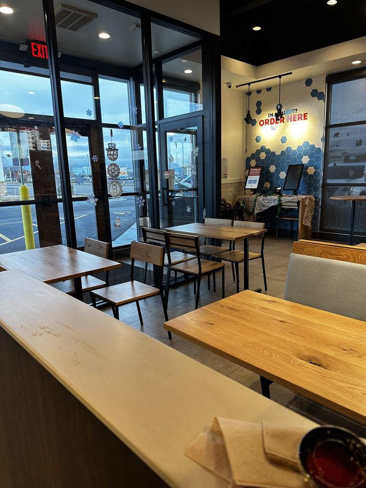 WENDY’S - Updated October 2025 - 1215 Commons Cir, Plover, Wisconsin ...