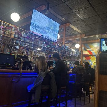 Z’S BAR & RESTAURANT - Updated April 2025 - 96 Photos & 217 Reviews ...