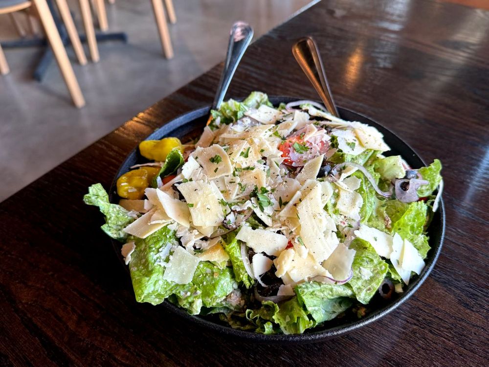 SALLYS APIZZA - Updated January 2025 - 80 Photos & 57 Reviews - 1178 ...