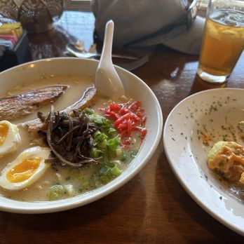 MIX PACIFIC RIM - Updated July 2024 - 79 Photos & 93 Reviews - 1001 E ...