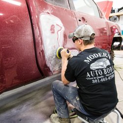 MODERN AUTO BODY - 11 Photos & 15 Reviews - Body Shops - 8031 Reichs ...