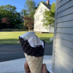 COLLINS CREAMERY - 107 Photos & 165 Reviews - 9 Powder Hill Rd, Enfield ...