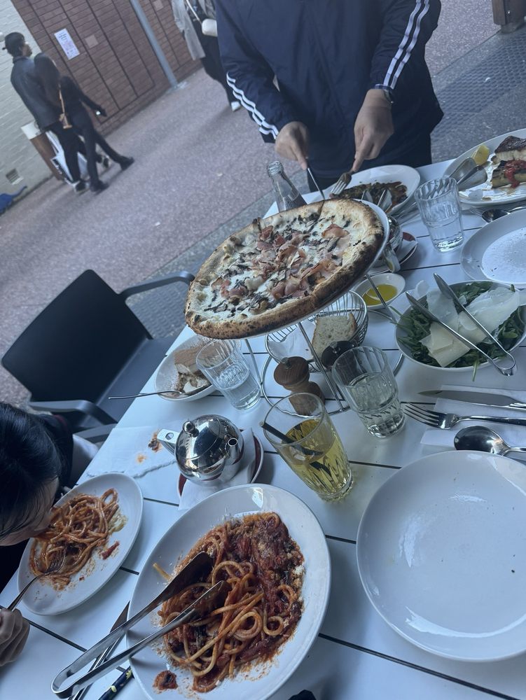 JULIUS PIZZERIA - Updated August 2024 - 57 Photos & 24 Reviews - 77-79 ...