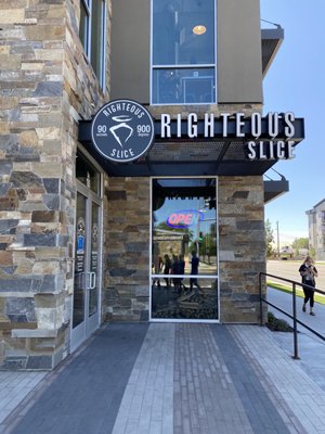 RIGHTEOUS SLICE - Updated July 2024 - 129 Photos & 126 Reviews - 175 W ...