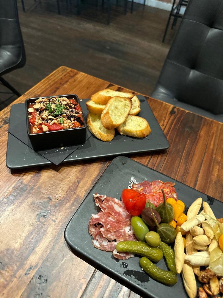 LAURA THE BUTCHER - Updated December 2025 - 1009 Lincoln Ave, Steamboat ...