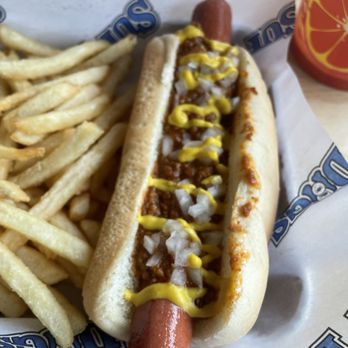 SUP DOGS - Updated December 2024 - 181 Photos & 303 Reviews - 213 E 5th ...