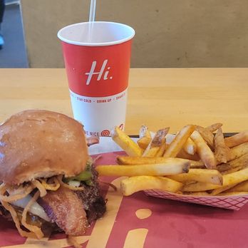 HI-POINTE DRIVE-IN - Updated September 2025 - 1021 Photos & 1008 ...