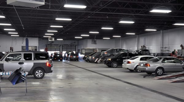 JAY WOLFE BODY SHOP - Updated October 2025 - 9425 Holmes Rd, Kansas ...