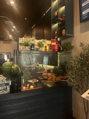 EM COFFEE HOUSE - Updated May 2025 - 678 Photos & 309 Reviews - 8945 ...