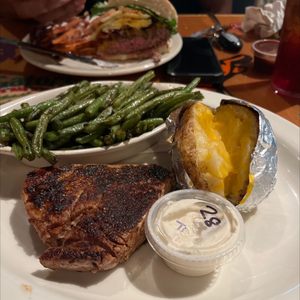 AJ GATORS SPORTS BAR & GRILL - Updated January 2025 - 138 Photos & 115 ...