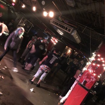 GROG SHOP - Updated December 2025 - 57 Photos & 97 Reviews - 2785 ...