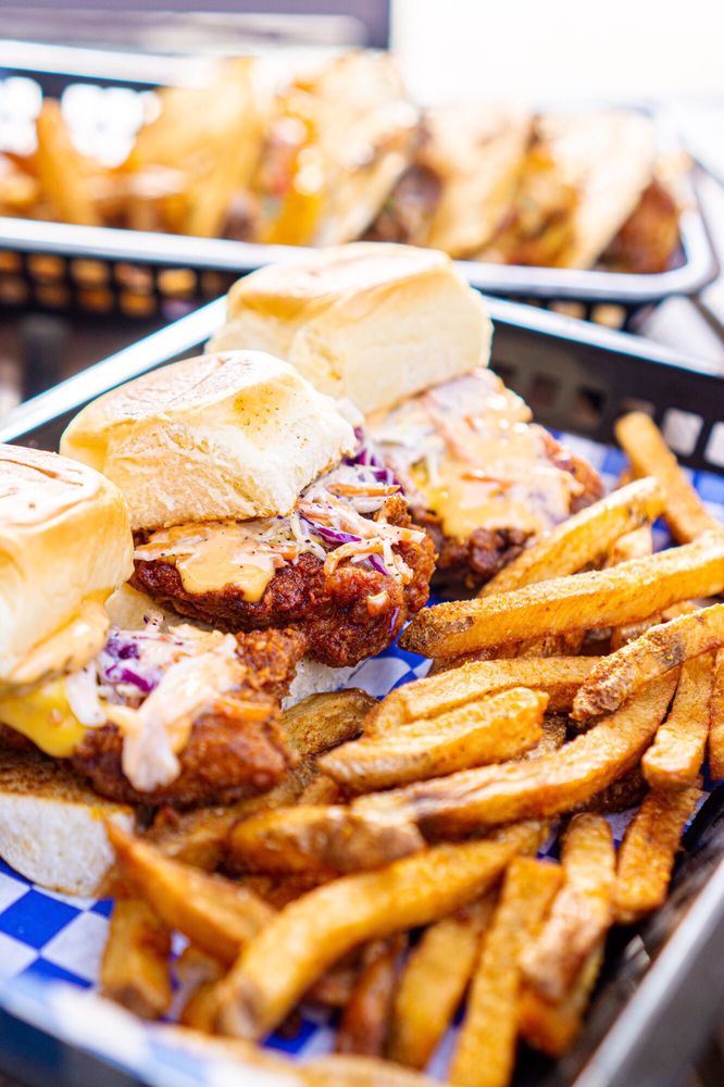 OMG! BURGER - Updated December 2024 - 295 Photos & 148 Reviews - 13425 ...