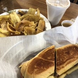 MERVIS’ CAFE - Updated October 2025 - 74 Photos & 123 Reviews - 402 S ...