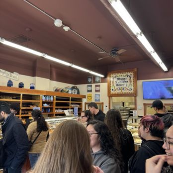 SLUYS POULSBO BAKERY - Updated January 2025 - 1082 Photos & 918 Reviews ...