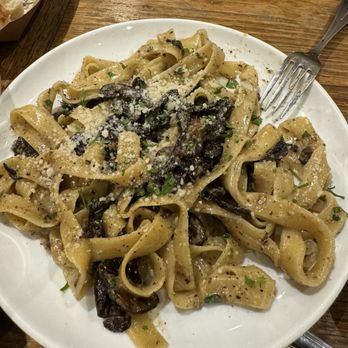 FORMA PASTA FACTORY - Updated May 2024 - 493 Photos & 203 Reviews - 5 ...