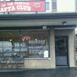 REGATTA DELI - Updated July 2025 - 40 Photos & 159 Reviews - 28 Lake ...