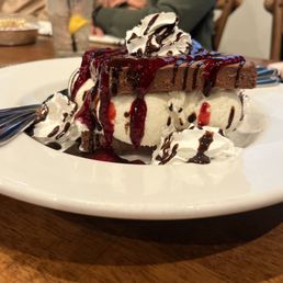 STRINGS ITALIAN CAFE LODI - Updated December 2025 - 225 Photos & 202 ...