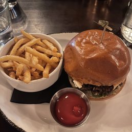 GARRISON HOUSE - Updated December 2025 - 59 Photos & 76 Reviews - 6 ...