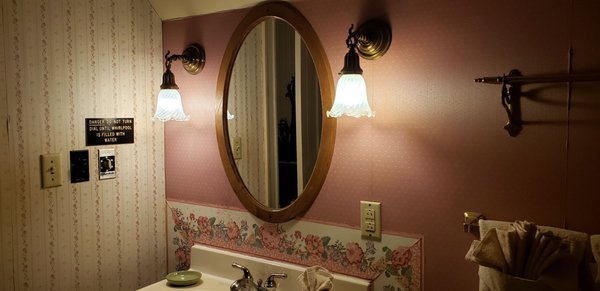 REDSTONE INN - Updated October 2025 - 133 Photos & 44 Reviews - 504 ...