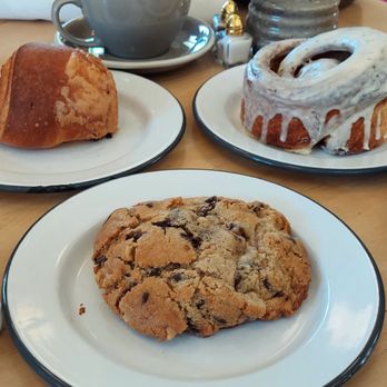 PERENN - RANCHARRAH - Updated November 2024 - 1502 Photos & 597 Reviews ...