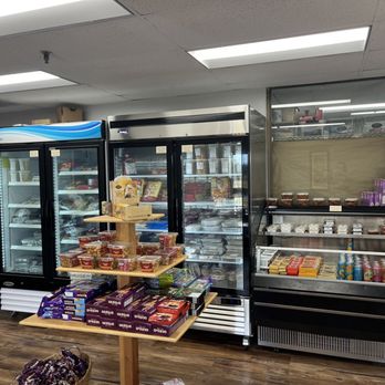 YOSI KITCHEN - Updated December 2025 - 61 Photos & 20 Reviews - 598 ...