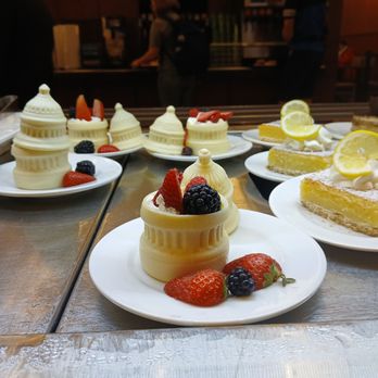 THE CAPITOL VISITOR CENTER RESTAURANT - Updated November 2025 - 113 ...