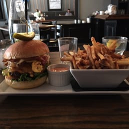 KENZINGTON BURGER BAR - Updated July 2025 - 52 Photos & 100 Reviews ...