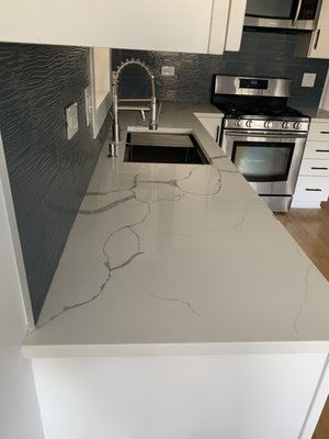 EDGEBROOK STONE & TILE DESIGN - Updated December 2024 - 62 Photos & 31 ...