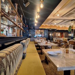 RED ROOSTER OVERTOWN - Updated November 2024 - 2861 Photos & 967 ...