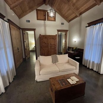 HOFFMAN HAUS - Updated December 2025 - 187 Photos & 95 Reviews - 608 E ...