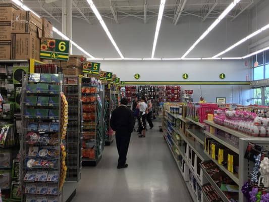 DOLLARAMA - 14 Photos & 11 Reviews - Dollar Store - 9751 Bridgeport ...