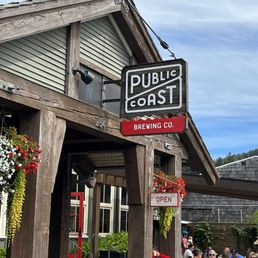 PUBLIC COAST BREWING - Updated September 2025 - 460 Photos & 545 ...