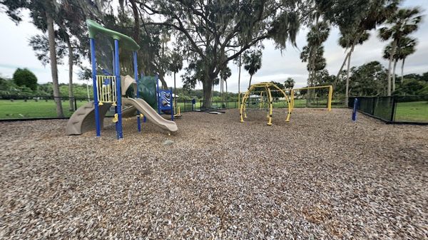 RIVERVIEW PARK & CIVIC CENTER - Updated October 2025 - 22 Photos ...