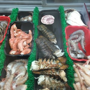 FISH PEDDLER EAST - 162 Photos & 126 Reviews - Seafood Markets - 2805 E ...