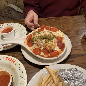 GONDOLIER ITALIAN RESTAURANT - Updated December 2025 - 52 Photos & 71 ...