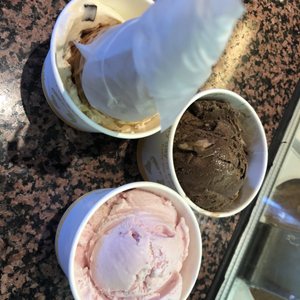 CASTLE ICE CREAM - 23 Photos - 1 Legoland Dr, Carlsbad, California ...