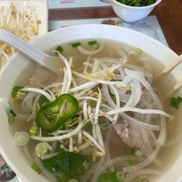 SIMPLY PHO YOU - Updated December 2025 - 695 Photos & 943 Reviews - 698 ...