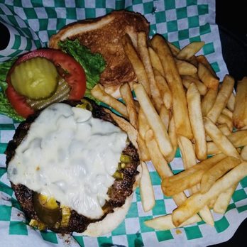 PACKY’S SPORTS GRILL - Updated December 2025 - 86 Photos & 87 Reviews ...